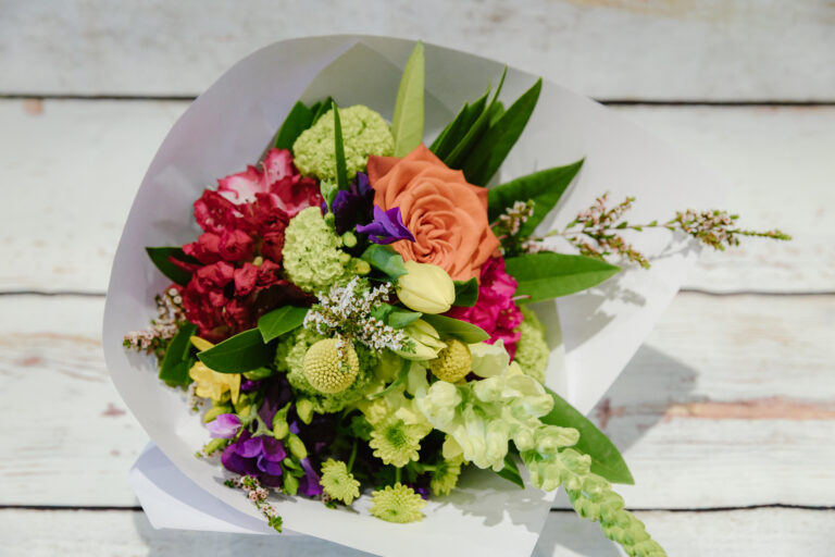 Perfect Posy - Bright - Flower Daise